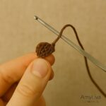 🐿️Single Color Squirrel Amigurumi Keychain – Free Crochet Pattern - Amyliva