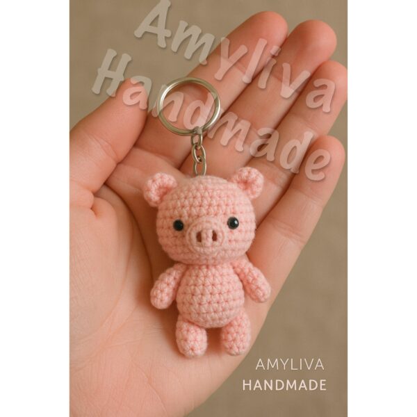 Mini Pig Amigurumi Keychain – Cute Crochet Piglet Pattern for Handmade ...